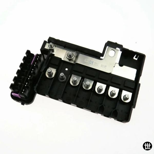 6R0 937 550 A 6R0937550A 6R0934617 SKODA OCTAVIA RAPID FABIA VW BORA MK6 POLO UP SANGTANA 用の自動車バッテリー回路ヒューズボックス