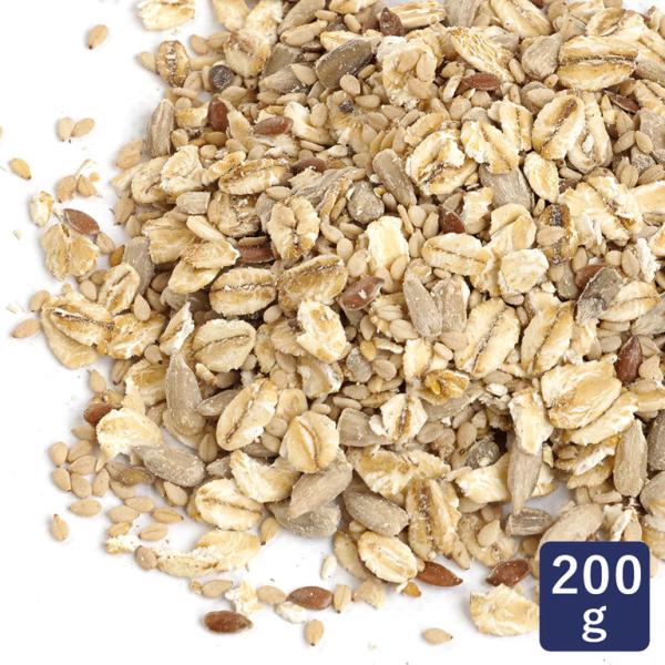 オーツ麦フレーク、ヒマワリ種、ゴマ、亜麻仁の4種の雑穀・穀物をミックスしました。雑穀入りやライ麦ベースのパンによくあうトッピングで、パン生地に練りこみも可能です。 (練りこみに使われる際は、直前に少量の水でふやかしてからお使いください。)こ...