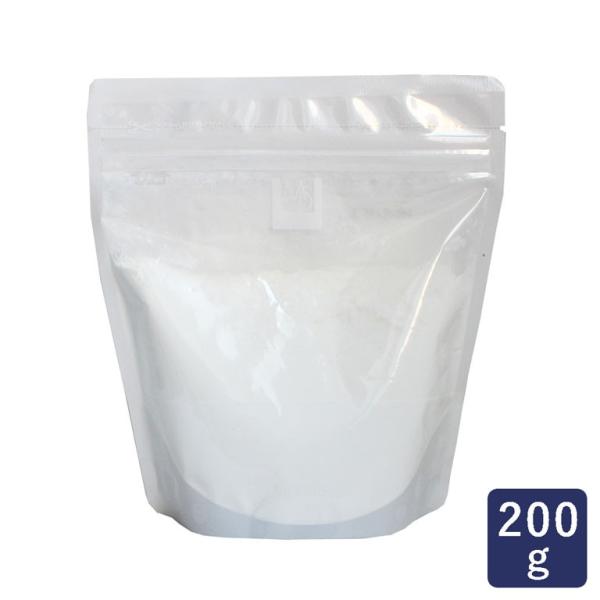 とうもろこしの澱粉です。クッキーやホットケーキに20％程度配合すると、舌触りがよくなります。自家製カスタードにもご利用ください。