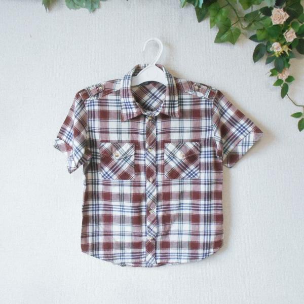 【ブランド名】コムサ イズム COMME CA ISM 【サイズ】１３０Ａ【実寸】・身幅（脇下）＝３８　・着丈（背中央）＝４９　・肩幅＝３３＊実寸は平置きです。多少の誤差があるかもしれませんがご容赦ください。【素材】綿１００％【状態】ＵＳＥ...