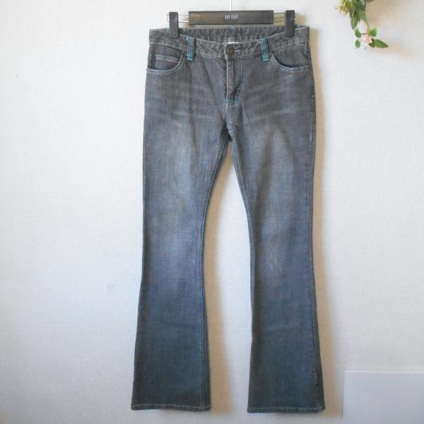 【ブランド名】Priscilla bus プリシラバス【サイズ】２８【実寸】・ウエスト＝７８　・また上（前）＝１９　・股下丈＝８２ ・ワタリ幅＝２４　・裾幅＝２３＊実寸は平置きです。多少の誤差があるかもしれませんがご容赦ください。【素材】綿...