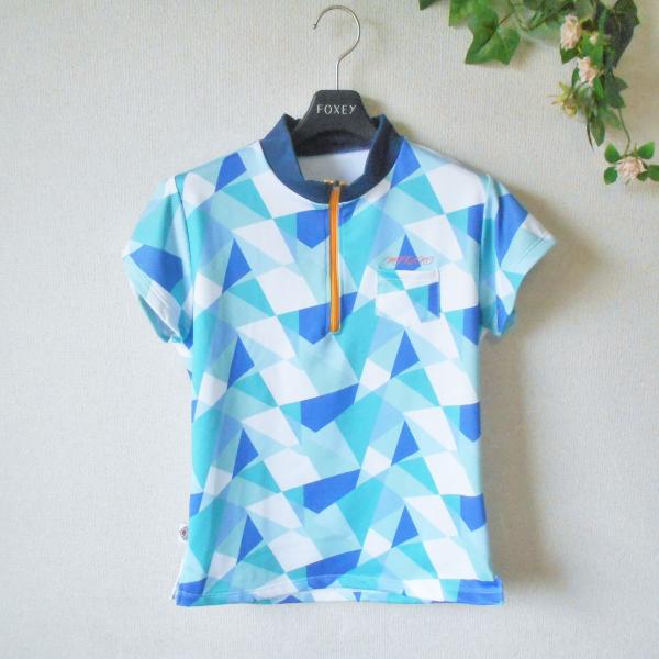 【ブランド名】ミカランセ MIKA LANCE【サイズ】フリーサイズ【実寸】・身幅（脇下）＝４４　・着丈（背中央）＝５８　・肩幅＝３６＊実寸は平置きです。多少の誤差があるかもしれませんがご容赦ください。【素材】ポリエステル９０％　ポリウレタ...