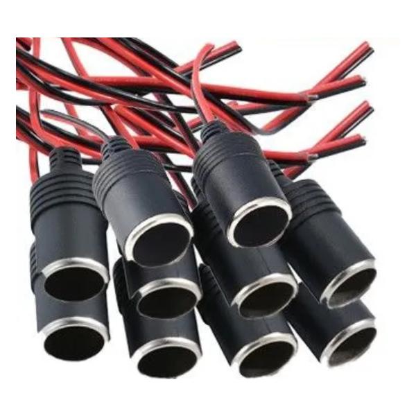 【商品説明】・ドライブレコーダーなどの取り付けに使用するメスソケットです。・常設してあるシガーソケットを使用したくないときにおすすめです。・ドライブレコーダーの配線を隠したい方にぴったりな商品です。【商品仕様】素材 銅芯導体 PVCシガーソ...