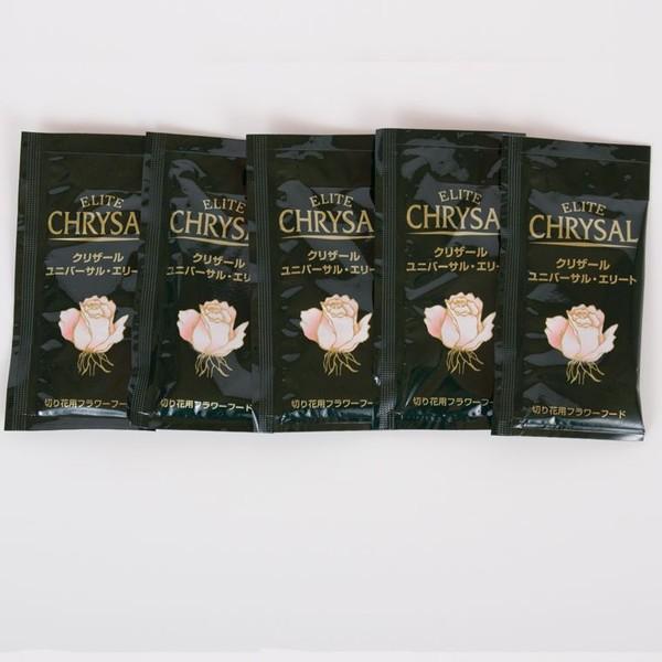 切り花を美しく大きく咲かせます。バラに効果の高い鮮度保持剤です。希釈50倍切り花延命剤容量 10ml×5袋入＜使用方法＞○1袋を500mlの水に溶かして下さい（50倍希釈）○下葉を取り除き、茎元を切り戻して下さい。○水替えは不要です。生け水...