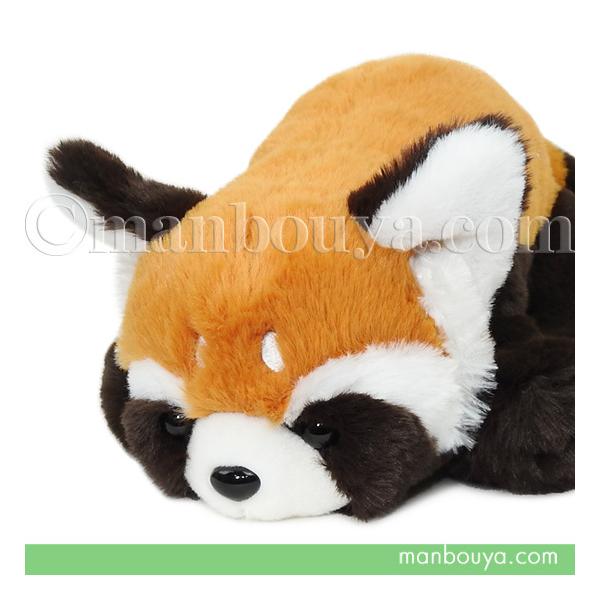 株式会社キュート販売さんのレッサーパンダぬいぐるみ。四つ足の先とお腹の部分にビーズが入って重たくなっているので、 ソファーの背もたれなどにかける事が出来ます。胴体部分や尻尾はふわふわです！くたくたという商品名ですが、平面に置いたときは後ろ足...