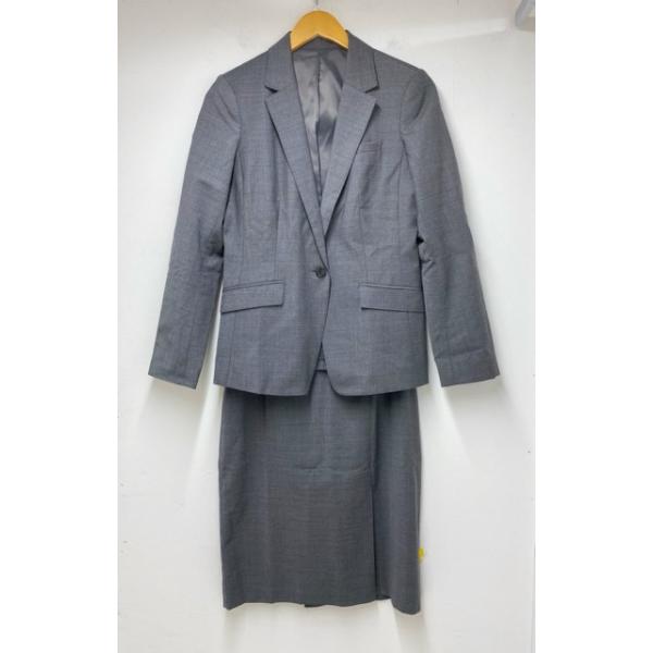 ■商品説明 ＜サイズ表記＞  サイズ: 38＜サイズ実寸＞  肩幅:約 39cm  着丈:約 61cm  身幅:約 44cm  袖丈:約 59cm  ウエスト:約 74cm  ヒップ:約 96cmスカート丈：約56cm＜素材＞ウール / ナ...