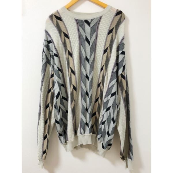 ■商品説明 ＜サイズ表記＞  サイズ: XXL＜サイズ実寸＞  肩幅:約 71cm  着丈:約 79cm  身幅:約 67cm  袖丈:約 70cm＜素材＞コットン / ポリエステル＜カラー＞ マルチカラー＜付属品＞無し※写真のもので全てで...