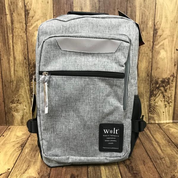 ■商品説明 ＜サイズ実寸＞  幅:約 22cm  高さ:約 36cm  奥行:約 11cm  商品詳細: USB充電ポート付　※バッテリーは付属いたしません＜素材＞ 杢調ポリエステル×合皮＜カラー＞グレー＜付属品＞ タグ付き※写真のもので全...