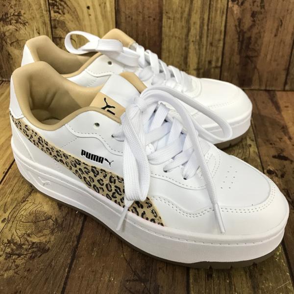 ■商品説明 ＜サイズ実寸＞  JP靴サイズ:23.5cm  くつ幅:約 9.5cm  全長：約26cm＜カラー＞ ホワイト＜付属品＞無し※写真のもので全てです。※ソール側面に汚れがみられます。ランク :　B　＜ランク一覧＞N ：新品・未使用...