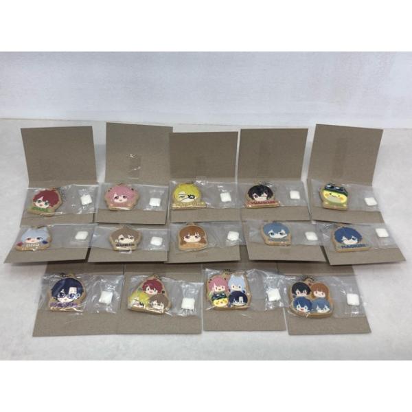 ■商品説明 ＜サイズ実寸＞  ＜商品詳細＞カラフルピーチ クッキーチャームコット コンプリートセット からぴち【ラインナップ】1．じゃぱぱ2．のあ3．たっつん4．ゆあんくん5．シヴァ6．どぬく7．うり8．えと9．ヒロ10．なおきり11．もふ...