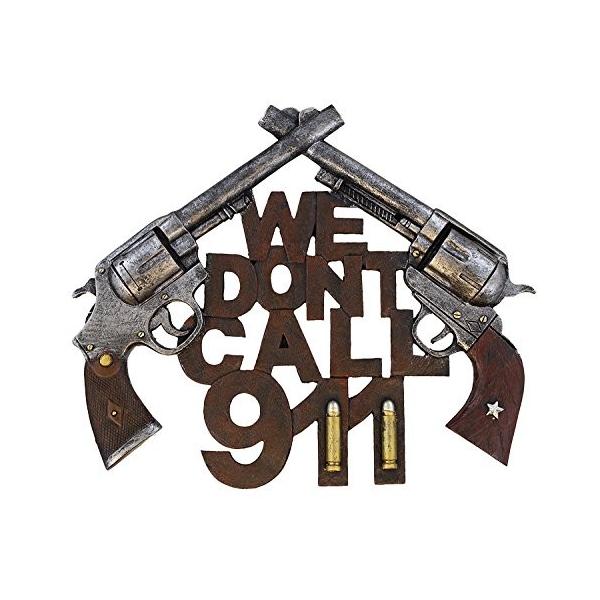 壁飾り インテリア タペストリー 壁掛けオブジェ 海外デザイン アメリカ 輸入物 model WE DONT CALL 911 GUN DECOR海外限定品を迅速輸入！5〜15営業日にて発送します。商品名（自動翻訳）：私たちは911銃の装飾...