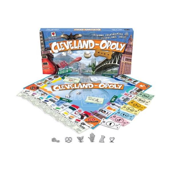 ボードゲーム 英語 アメリカ 海外ゲーム 5513843 Late for the Sky Cleveland-opoly - City in a Box Board Game海外限定品を迅速輸入！5〜15営業日にて発送します。商品名（自動...