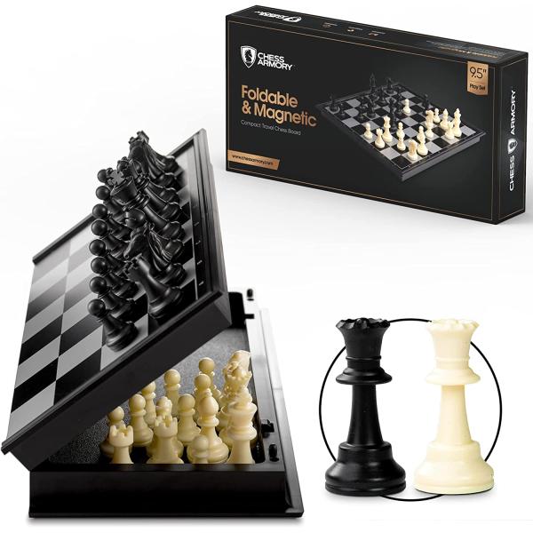 Chess Armory トラベルチェスセット 折りたたみ式 ボード直径24cm ミニサイズ 持ち運びに便利 海外直輸入品ボードゲーム 英語 アメリカ 海外ゲーム OK04 Chess Armory Magnetic 9.5 Inches ...