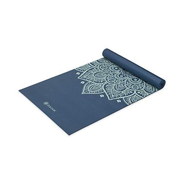 ヨガマット フィットネス 05-63628 Gaiam Yoga Mat Premium Print Non Slip Exercise &amp; Fitness Mat for All Types of Yoga, Pilates &a...