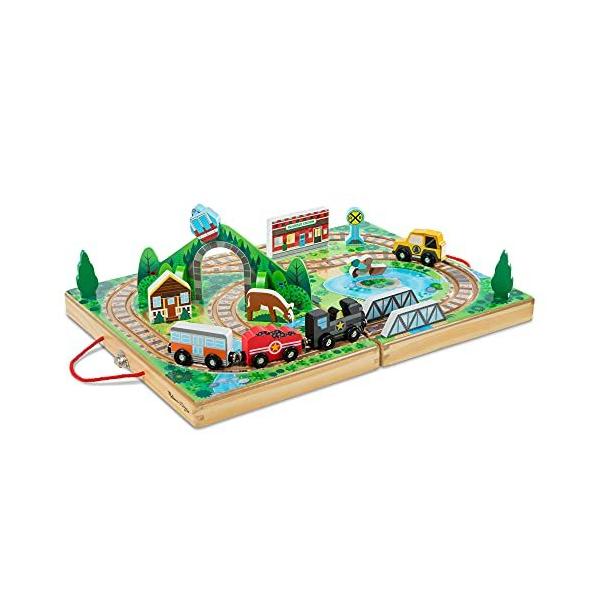 メリッサ&amp;ダグ おもちゃ 知育玩具 Melissa &amp; Doug 30140 Melissa &amp; Doug 17-Piece Wooden Take-Along Tabletop Railroad, 3 Trains...