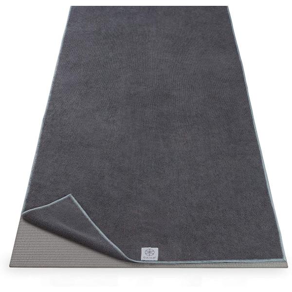 ヨガマット フィットネス 05-63067 Gaiam Yoga Mat Towel Microfiber Mat-Sized Yoga Towel for Hot Yoga (68" L x 24" W), Folkstone Grey海...