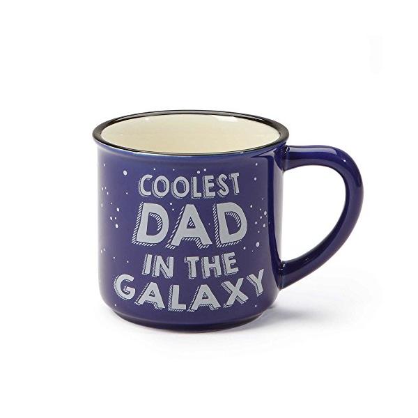 エネスコ Enesco 置物 インテリア 海外モデル アメリカ 輸入物 ジムショア Jim Shore  6000552 Our Name is Mud “Coolest Dad” Space Stoneware Camping Coffe...