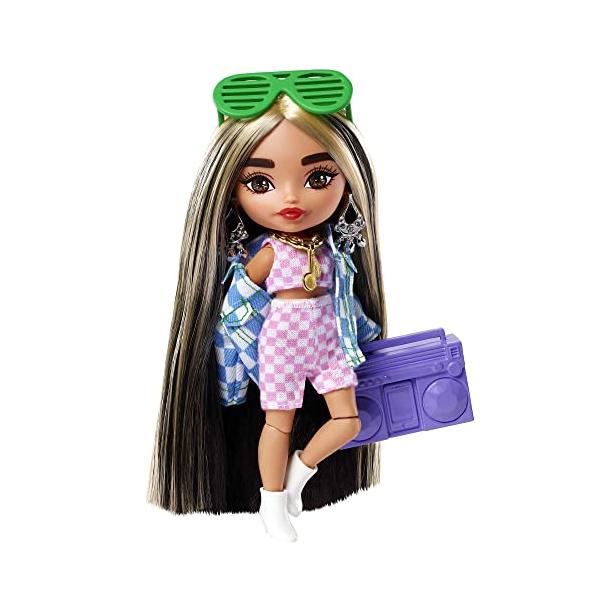 バービー バービー人形 HGP64 Barbie Extra Minis Doll #2 (5.5 in) Wearing Checkered 2-Piece Fashion &amp; Jacket, with Doll Stand &a...