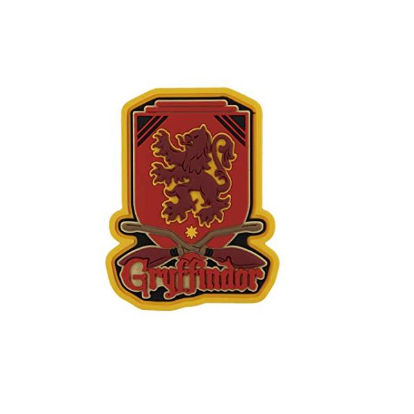 ハリー・ポッター アメリカ直輸入 おもちゃ 玩具 Harry Potter ハリポタ WIZARDING WORLD 48396 HARRY POTTER Gryffindor Quidditch Soft Touch Magnet, 3"...