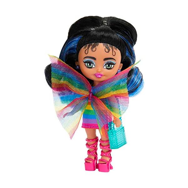 バービー バービー人形 HPJ09 Barbie Extra Mini Minis with Blue-Streaked Black Ponytail Wearing Rainbow Dress &amp; Accessories &amp...