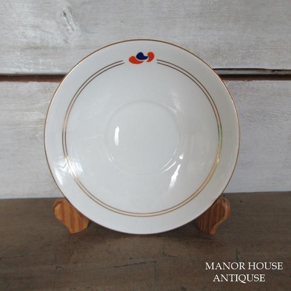 1258sc  イギリス製 Melba メイヤー&amp;シェラット ソーサーのみ ヴィンテージ雑貨 plateイギリスより入荷致しましたヴィンテージ雑貨　英国製 Melba Bone China メイヤー&amp;シェラットのソーサー1枚...