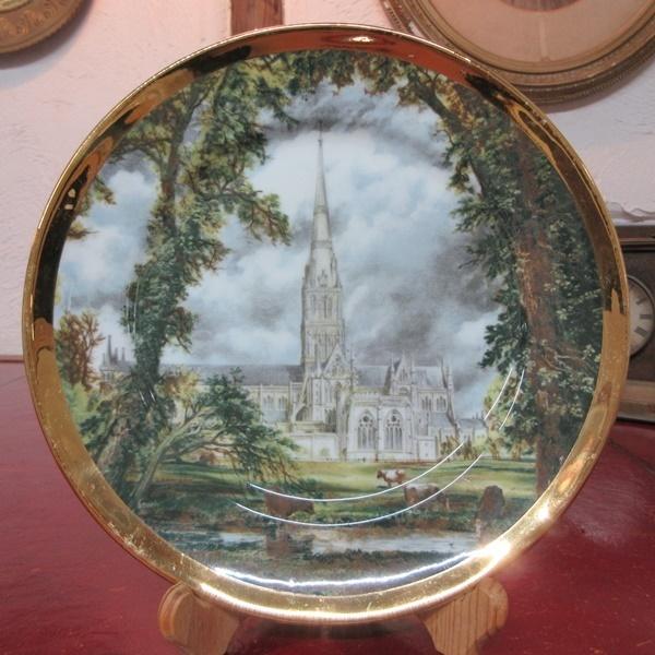 1357sb  イギリス製 インテリア雑貨  Finsbury お皿 絵皿  プレート ゴールドリム  ソールズベリー大聖堂  英国製 plateイギリスより入荷致しましたキッチン雑貨　 イギリス製  Finsbury の絵皿です。絵皿1点...