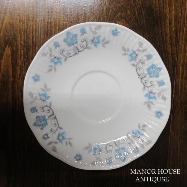 1847sb  イギリス製 Mayfair メイフェア陶器 ソーサー ソーサーのみ ディスプレイ用 英国 plateイギリスより入荷致しましたヴィンテージ雑貨　イギリス製 Mayfair陶器 ソーサーです。ソーサーのみ１点の出品となります。...
