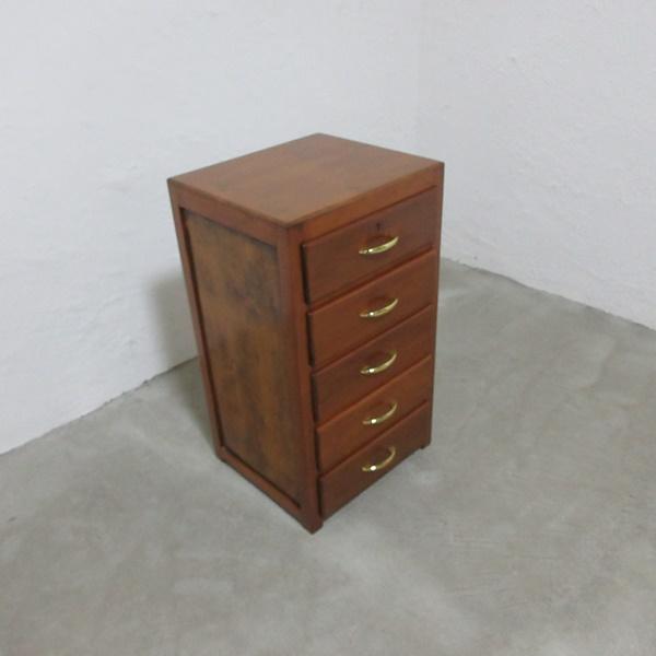 ※スマートフォンでご覧のお客様は、下記の「商品情報をもっと見る」をタップし、詳細画像と説明文をご覧下さい。【複数ご注文ご希望のお客様へ】家具は一台ごとにそれぞれ既定の送料がかかりますので、1カートに1商品のご注文でご決済下さい。1カートに複...