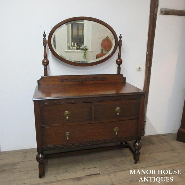 6131e イギリス アンティーク 家具 ドレッシングチェスト ドレッサー 鏡台 ミラー タンス 収納 店舗什器 木製 オーク 英国 DRESSERサイズ　W:1080　D:500　H:1536　天板までのH:815　※若干の誤差はご容赦下...