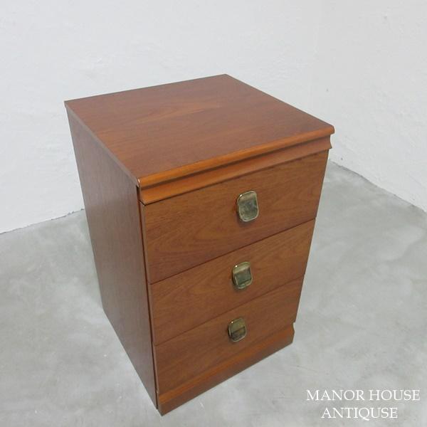 ※スマートフォンでご覧のお客様は、下記の「商品情報をもっと見る」をタップし、詳細画像と説明文をご覧下さい。【複数ご注文ご希望のお客様へ】家具は一台ごとにそれぞれ既定の送料がかかりますので、1カートに1商品のご注文でご決済下さい。1カートに複...