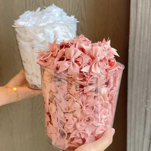 様式:かわいいモデル番号:A060パータンタイプ:固体タイプ:ヘアピン素材:ポリエステル性別:女の子部署名:baby年齢幅:0-1yCn:Zhejiang起源:Cn (原点)