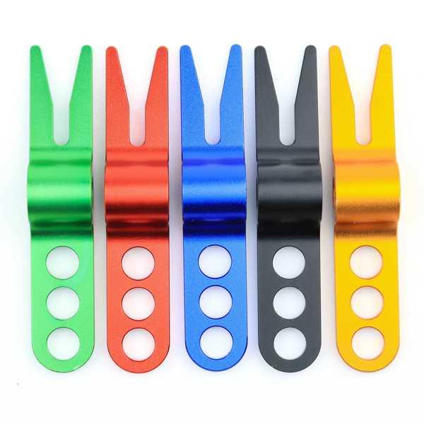 モデル番号:Golf swing trainer起源:Cn (原点)material:aluminum alloysize:18.14*15.7*12.4mmtype:Golf ball marker