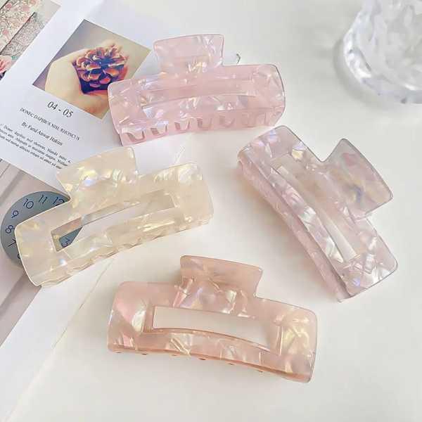 商品名: ヘアクロー素材: アセテートカラー: 写真のようにサイズ: 10.5*5cm(4.13 * 1.97in) スタイル: レトロ適用シーズン: 四季: 女の子、キッズの特徴: 装飾パッケージに含まれるもの: ヘアクロー1個