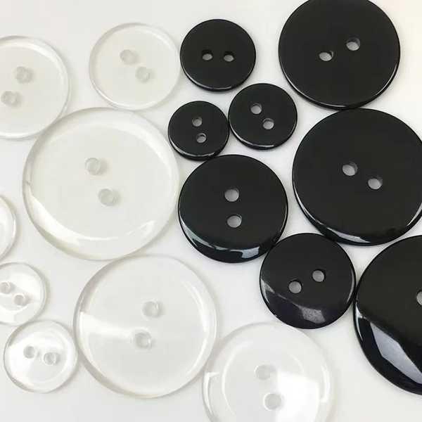 Hignに関係する化学物質:なし特徴:環境に優しい,洗濯できる形:Roundモデル番号:BUT2hole技術:染まること様式:flatback装飾:NONEボタンのタイプ:2穴はボタンがかかる素材:RESIN銘柄:MR HAPPY起源:Cn...