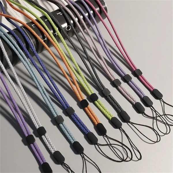 名前: 電話チェーン主な素材: ナイロン数量: 1個色: 写真のようにパッケージに含まれるもの: 1個電話ストラップ注: 手動測定のため、1〜3cmの誤差が生じる場合があります。 光と画面の違いにより、商品の色が写真と多少異なる場合があります。