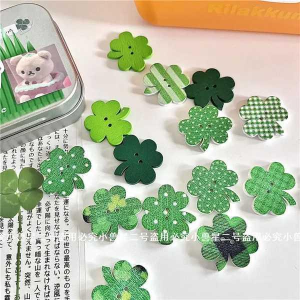 Hignに関係する化学物質:なしタイプの卸売:no形:リーフモデル番号:button技術:染まること様式:flatback装飾:NONEボタンのタイプ:2穴はボタンがかかる素材:木製品タイプ:ボタン起源:Cn (原点)