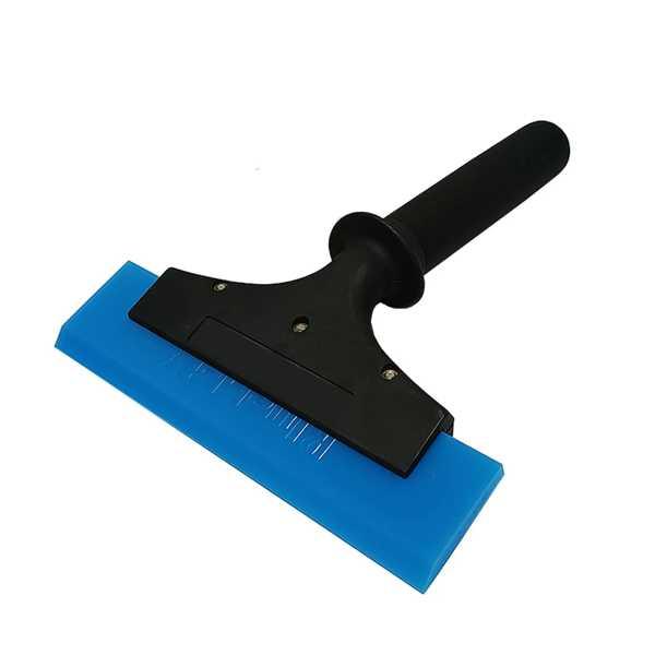 自動車用ウィンドウフィルムスクレーパー ビニール包装キット 壁紙・フィルム剥がし ガラス清掃 シリコンスクレーパー製品サイズ: 24*20cmブレードサイズ: 20*5*0.7cm色: 黒、青特徴1.車のウィンドウティントフィルムの取り付け...