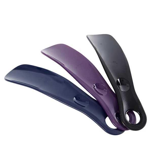 機能:1.私たちの靴べらは高品質のプラスチックで作られており、耐久性があり、持ち運びが簡単で耐久性があります。2.プラスチック製の靴べらは美しい外観、滑らかに磨かれ、着心地が良いです。3.靴にダメージを与えたり、擦り切れたりしないため、靴を...