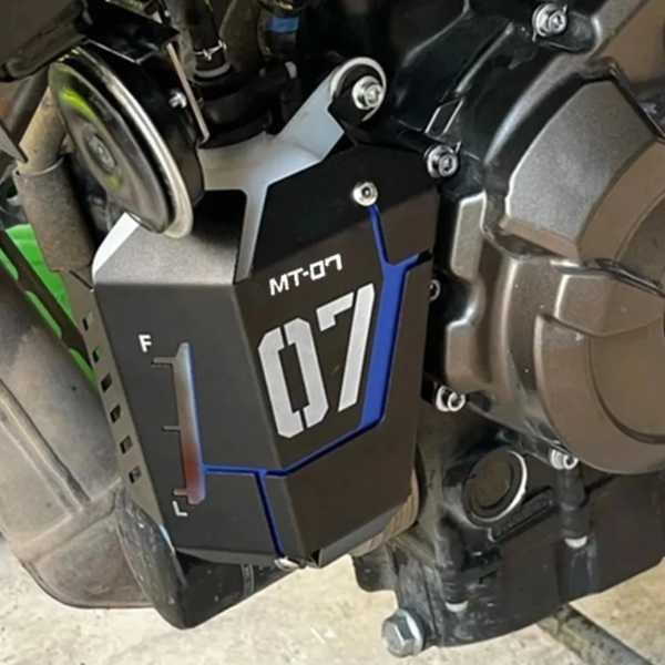 フィットメント:ヤマハ MT-07 MT 07 FZ-07 2014 2015 2016 2017 2018 2019 2020 2021ヤマハ FZ-07 FZ 07 FZ-07 2014 2015 2016 2017 2018 2019...