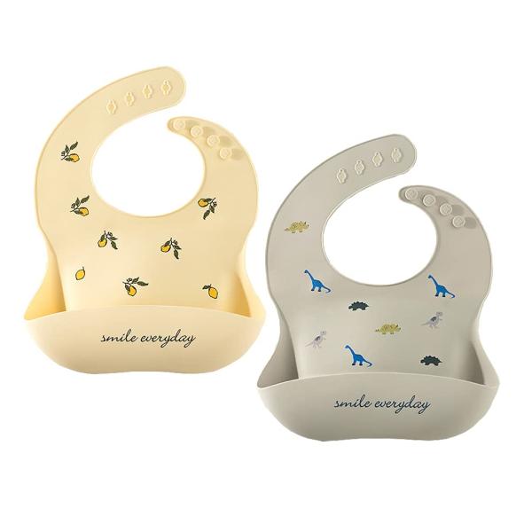 カラー：恐竜+レモン柄【親の安心の材質】：赤ちゃんの健康には最優先で気をつけており、健康に有害な科学物質を使用しないシリコン製の材質で、赤ちゃんが舐めても安心です。また柔らかい素材のため、首元のお肌を傷つけることもありません。【サイズ調節可...