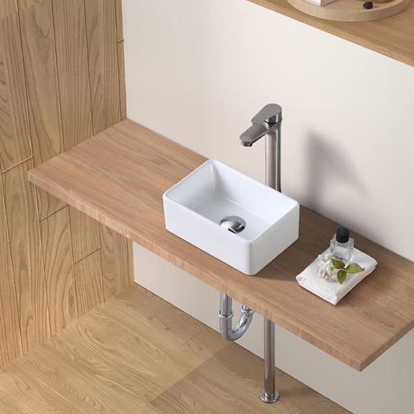 カラー：ホワイトサイズ：30x20x11.5cm（混合水栓付き）スタイル：ジャパニーズ【洗面器セット】：他社の小型洗面器と比べて、LUYI洗面ボウルセットは高級混合水栓とポップアップの排水栓とSトラップが付いています。 洗面蛇口の本体は高品...