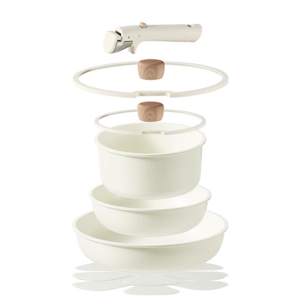 カラー：ベージュサイズ：8点セット?【健康素材・安全安心】体に悪影響を与える PFOA・PFOS・鉛・カドミウムなどを一切使用しません。人間と地球環境に優しい材料が使われています?【快適な調理体験】内面がマーブルコートをしているため、くっつ...