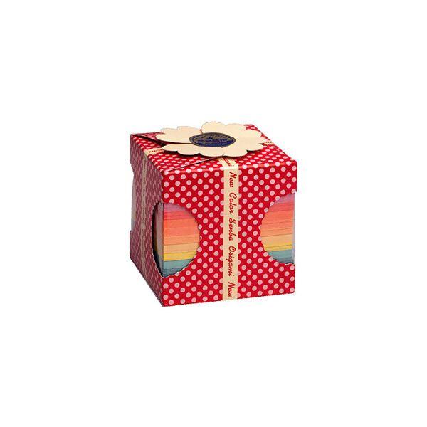 千羽鶴を折るのに便利なように各色アソートになった折り紙です。サイズは70×70mmの小サイズ。パステル調のカラー15色が67枚ずつ入った、計1005枚入り。※こちらの商品はサイズが規定を越えておりますので、ネコポス便ではお送りできません。■...