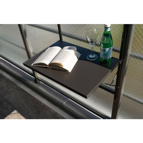 ベランダなどの柵に設置できる折りたたみテーブル柵に引っ掛けて天板を広げれば、ベランダに自分だけの特別なテーブル空間が。天気のいい日はここで食事をしたり、読書を楽しんだり・・・。高さ調節可能なので、様々な形の柵に対応してくれます。商品の仕様に...