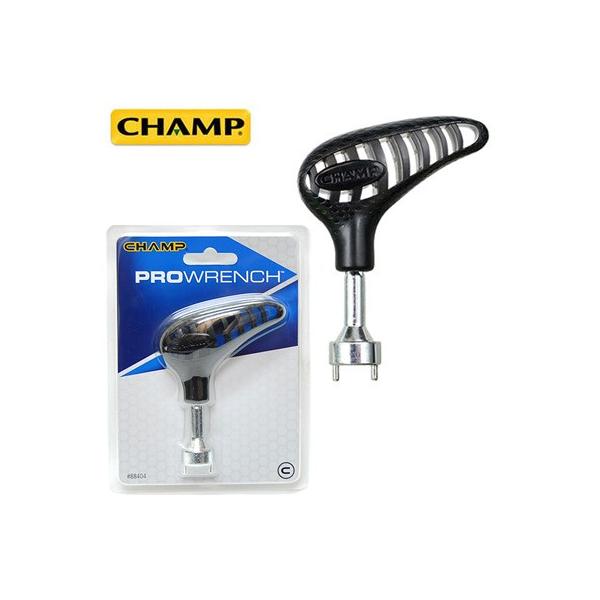 チャンプ製世界基準レンチ。快適にしっかりと握ることができるハンドル形状、頑丈な鉄製シャフトに硬度の高い鉄製ピンゴルフシューズのスパイク鋲を交換する専用レンチです。鋲の形式はPINS（ピンズ）、FTS、Q-LOK、T-LOK、スリムロック、ミ...