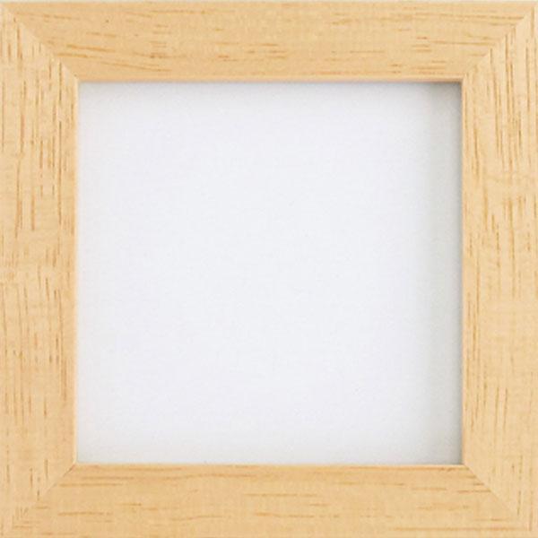 フレームに作品を入れて贈り物にするのもおすすめです。