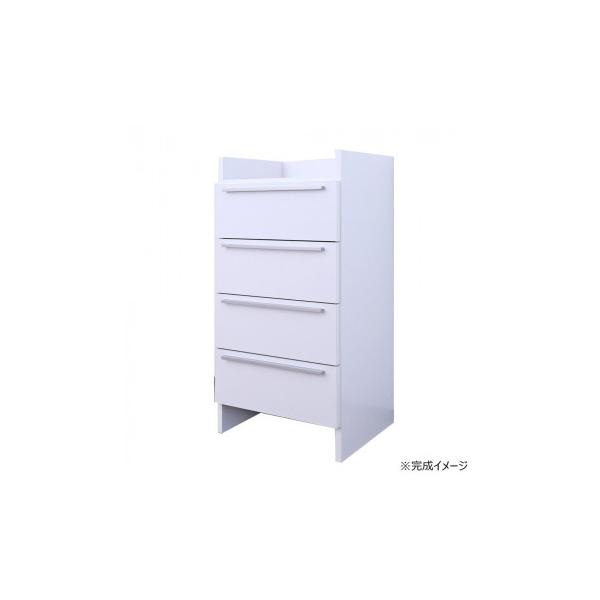 洗面台の平均的な高さに合わせたため使いやすさ抜群です。物が落ちない工夫が施された安心設計です。たっぷり収納可能な4段引き出しに、タオル・小物・衣類などを仕分けて収納できます。全ての引き出しに落下防止のストッパーが付いているので安心です。指を...