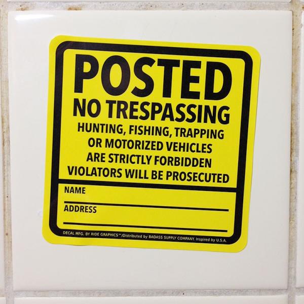 ありそうで無かった！ド派手なアメリカン リアル ストリートサイン系ステッカー！ディティール、プリントのクオリティも最高な、とことんデザインとアメリカにこだわったクールなシリーズ！ブラックユーモアあり、リアルアメリカンあり、お気に入りの１枚 ...