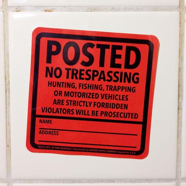 ありそうで無かった！ド派手なアメリカン リアル ストリートサイン系ステッカー！ディティール、プリントのクオリティも最高な、とことんデザインとアメリカにこだわったクールなシリーズ！ブラックユーモアあり、リアルアメリカンあり、お気に入りの１枚 ...