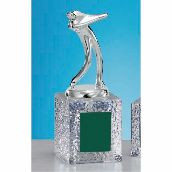 ゴルファーをモチーフとしたブロンズです。ゴルフコンペや大会などの表彰・記念品に最適です。装飾に紅白リボンを取り付けます（無料）。